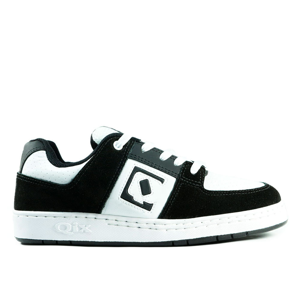 Tênis Qix 90s Preto / Branco | Emporium Brazil