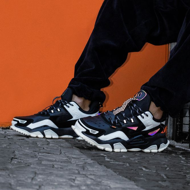 Tênis Qix Trek Preto / Branco | Emporium Brazil